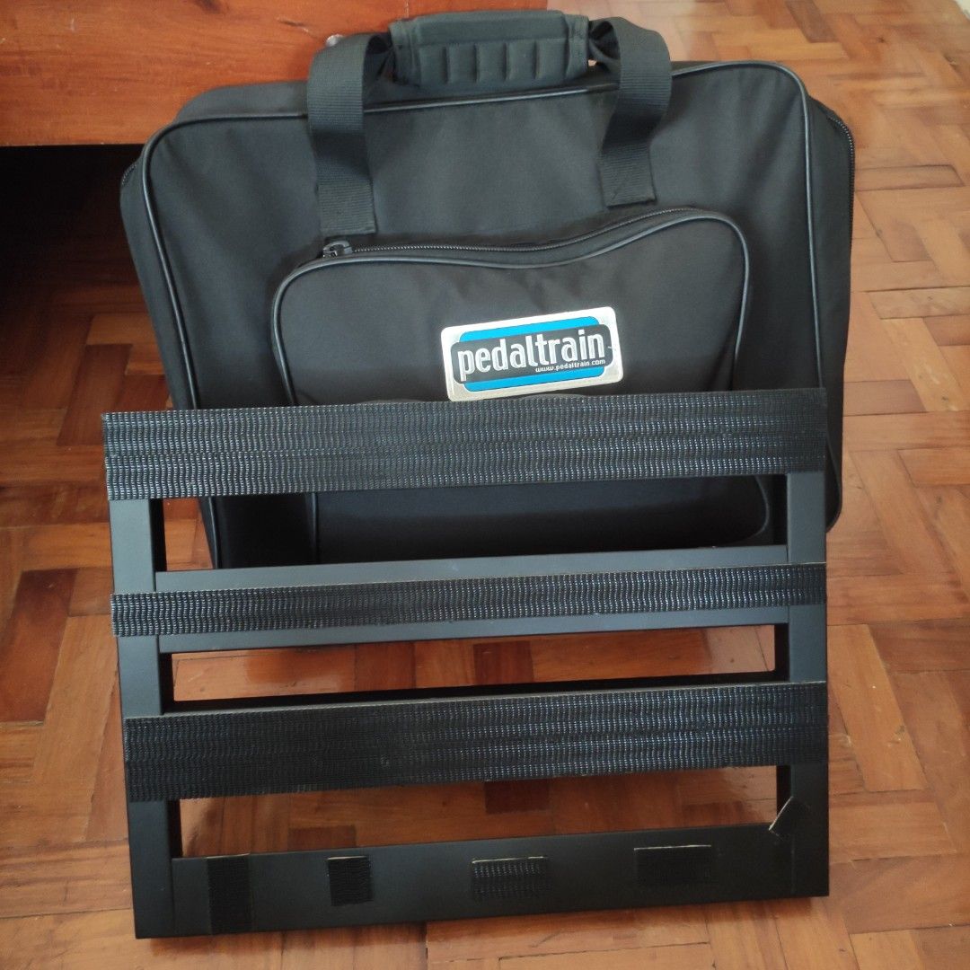 Pedaltrain-JR (guitar pedalboard), Hobbies & Toys, Music & Media ...