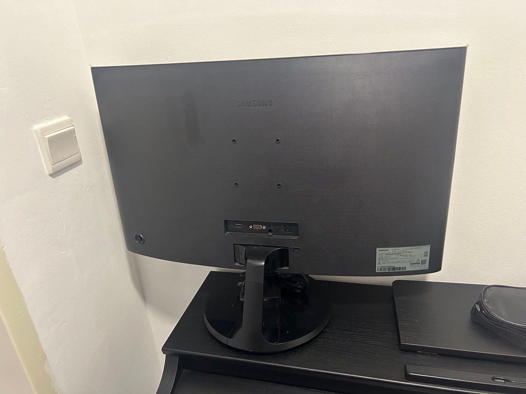 Perfect curve 27inch eye protection monitor, Computers & Tech, Parts ...