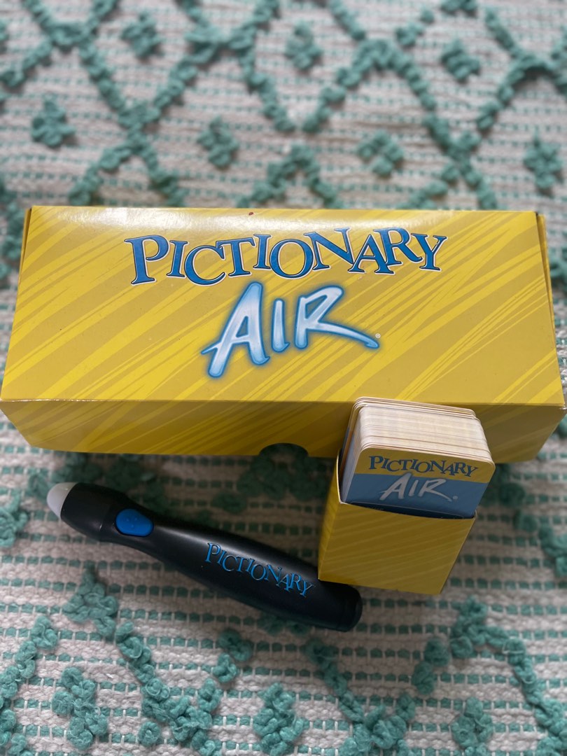 Pictionary Air game, Hobbies & Toys, Toys & Games on Carousell
