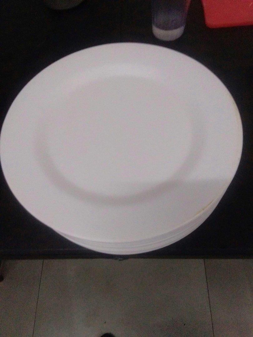 Plates in Diff Sizes on Carousell