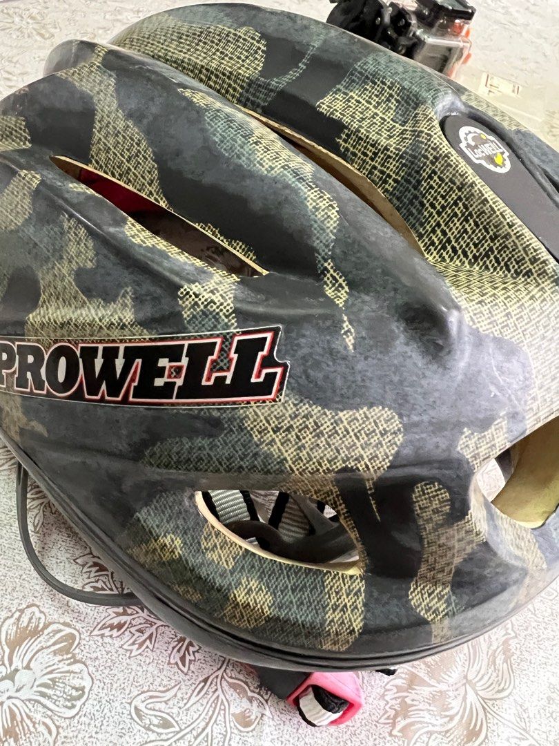 Prowell Bicycle Helmet, Sports Equipment, Bicycles & Parts, Parts ...