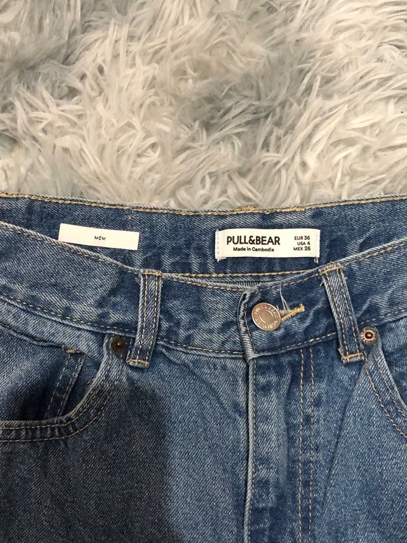 Pull & Bear Mom Jeans on Carousell