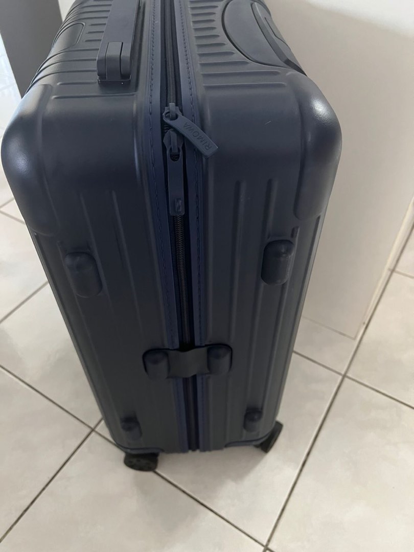 Rimowa essential cabin lightweight carry on matte blue, Hobbies & Toys ...