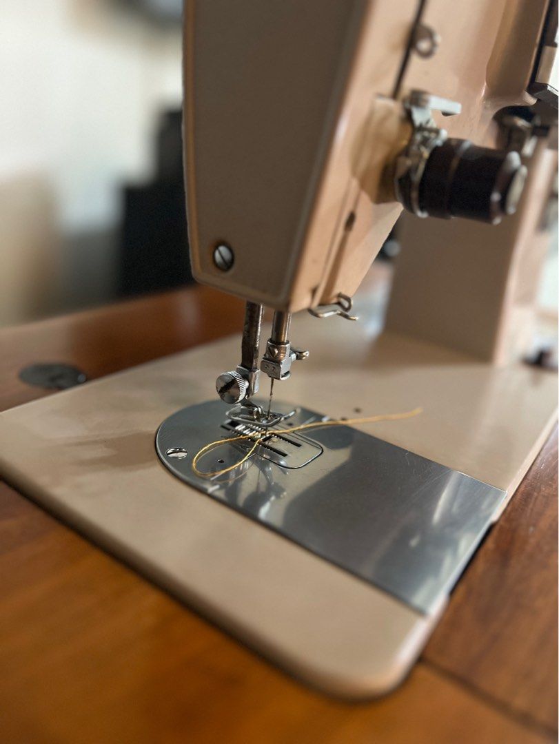 Singer Sewing Machine (Disc-O-Matic II), TV & Home Appliances, Other ...