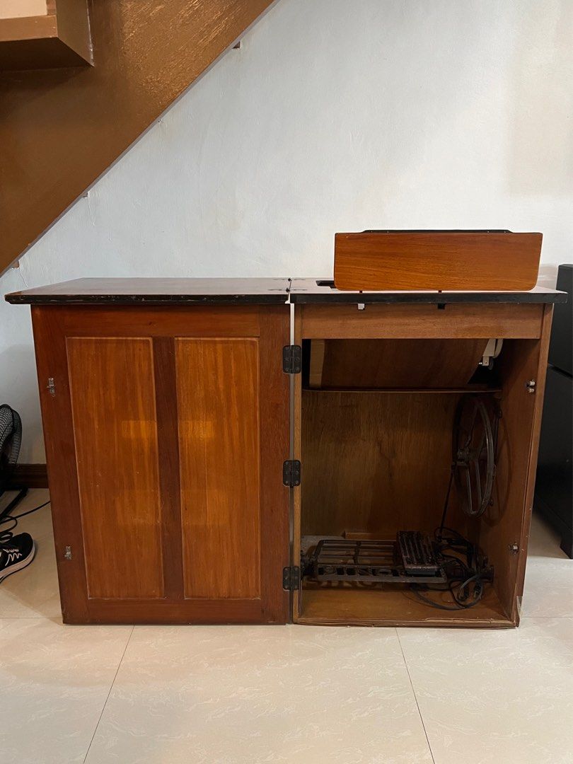 Singer Sewing Machine (Disc-O-Matic II), TV & Home Appliances, Other ...