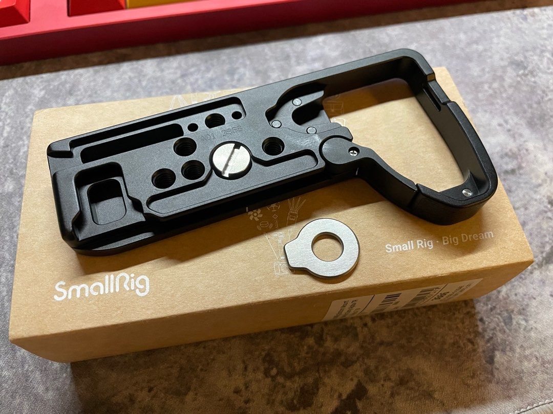 Smallrig base plate 3666 (Sony A7IV/A7RV), Photography, Photography ...