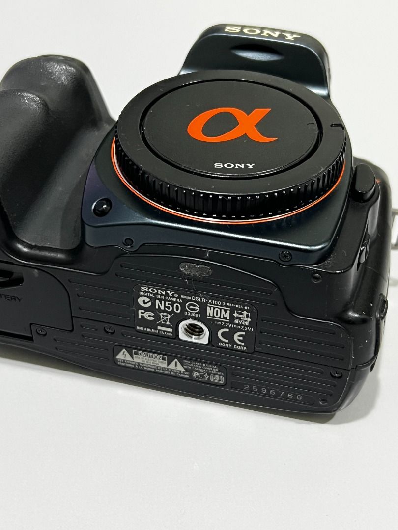 Sony Alpha A100 DSLR Camera Body, Photography, Cameras on Carousell
