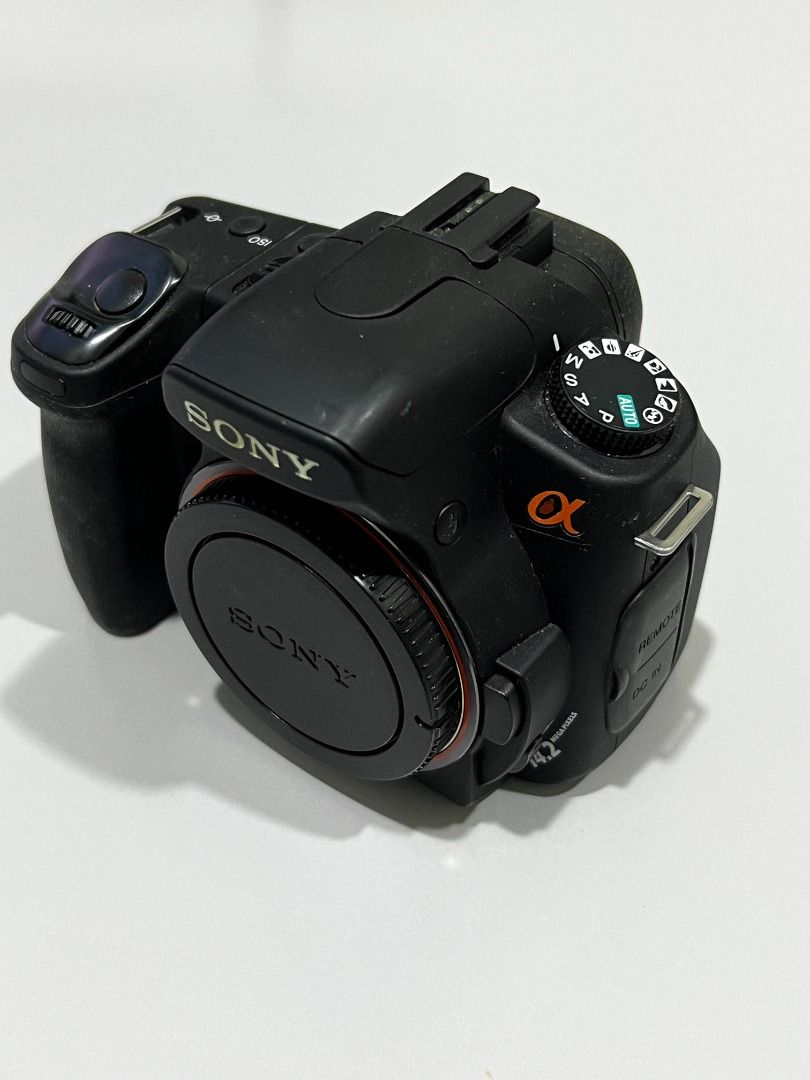 Sony Alpha A350 DSLR Camera Body, Photography, Cameras on Carousell
