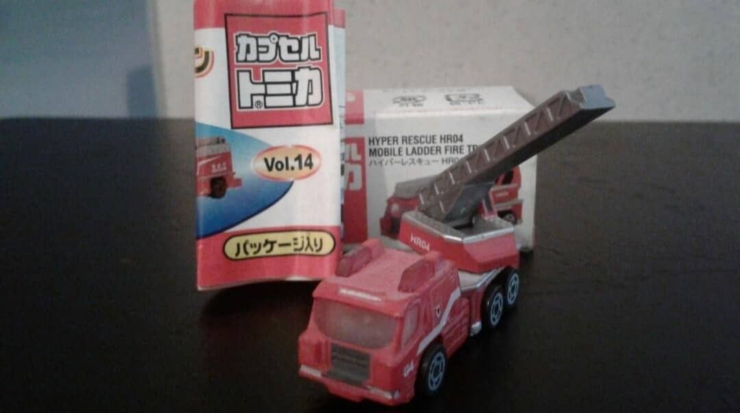 Takara tomy hyper rescue (scale 1/100), Hobbies & Toys, Toys & Games on ...