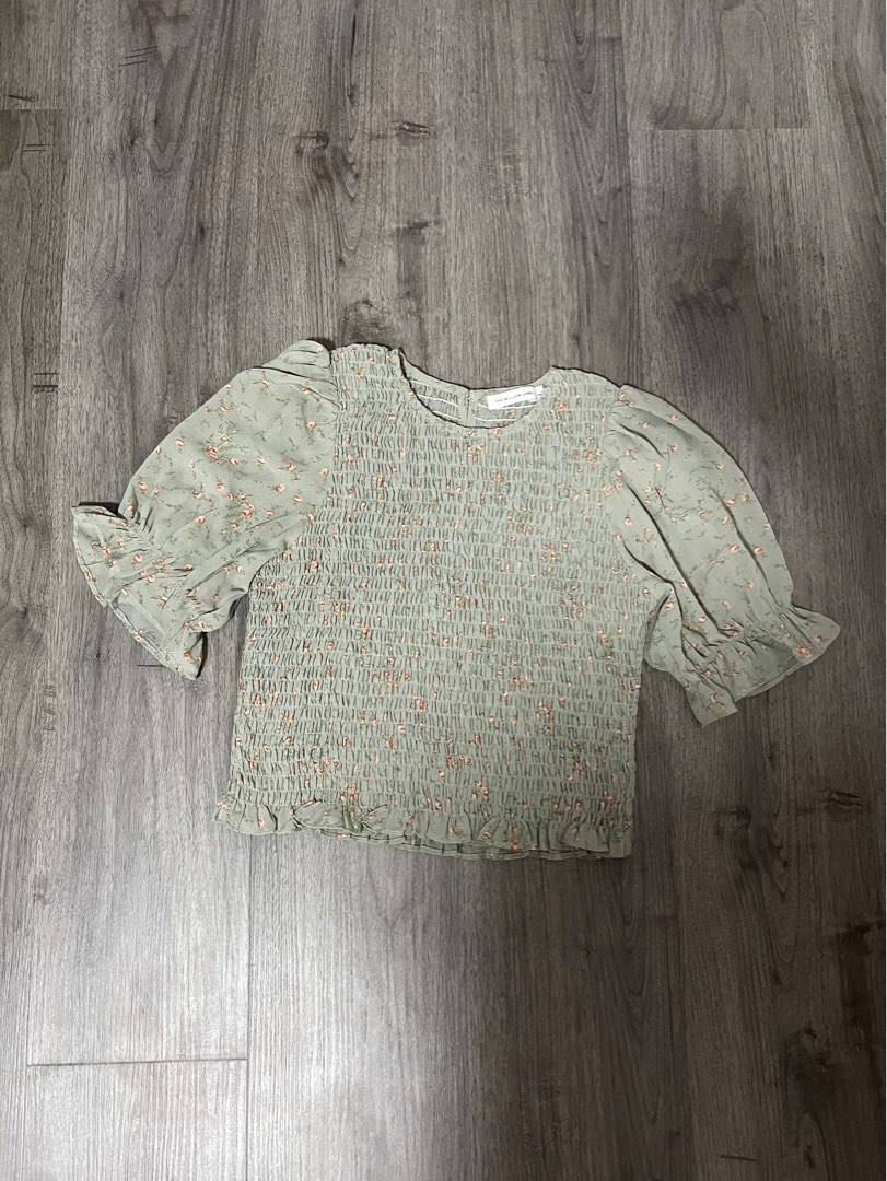 The Willow Label Top, Women's Fashion, Tops, Other Tops on Carousell