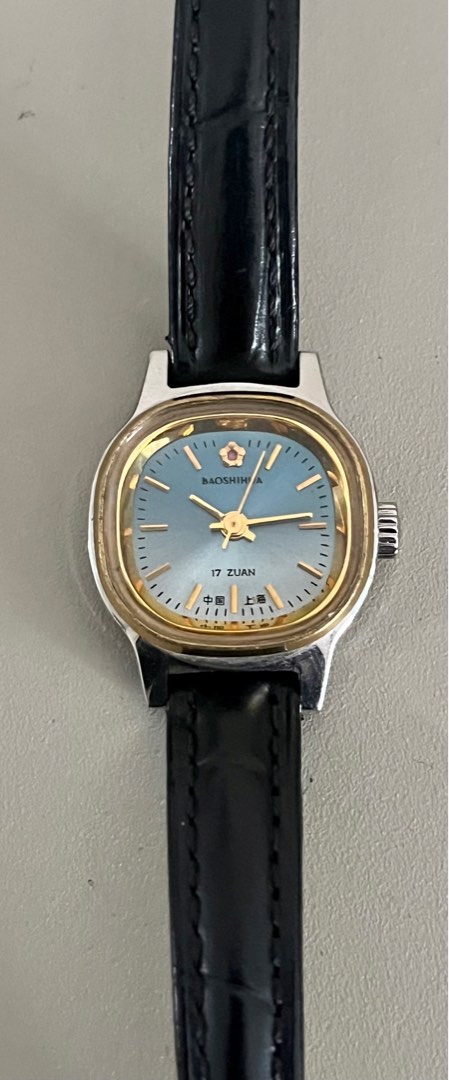 Retro thumb sized mechanical wind up watch 上海宝石花表, Women's Fashion ...