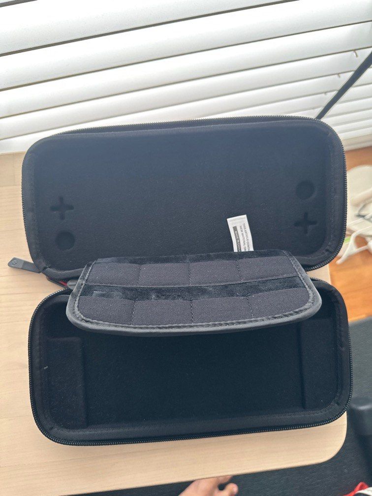 Tomtoc case for Nintendo switch, Video Gaming, Gaming Accessories ...