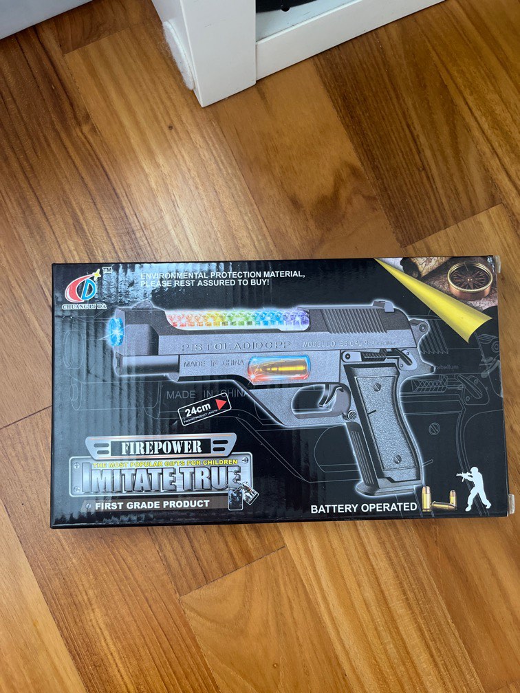 toy gun with batteries and light and sound, Hobbies & Toys, Toys ...