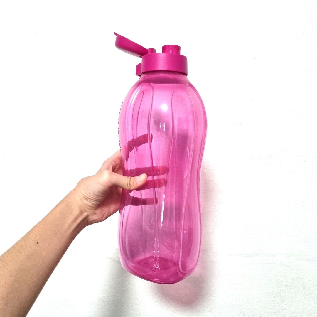 Tupperware 2L Giant Round Flip Top Cap Eco Fridge Water Bottle ...