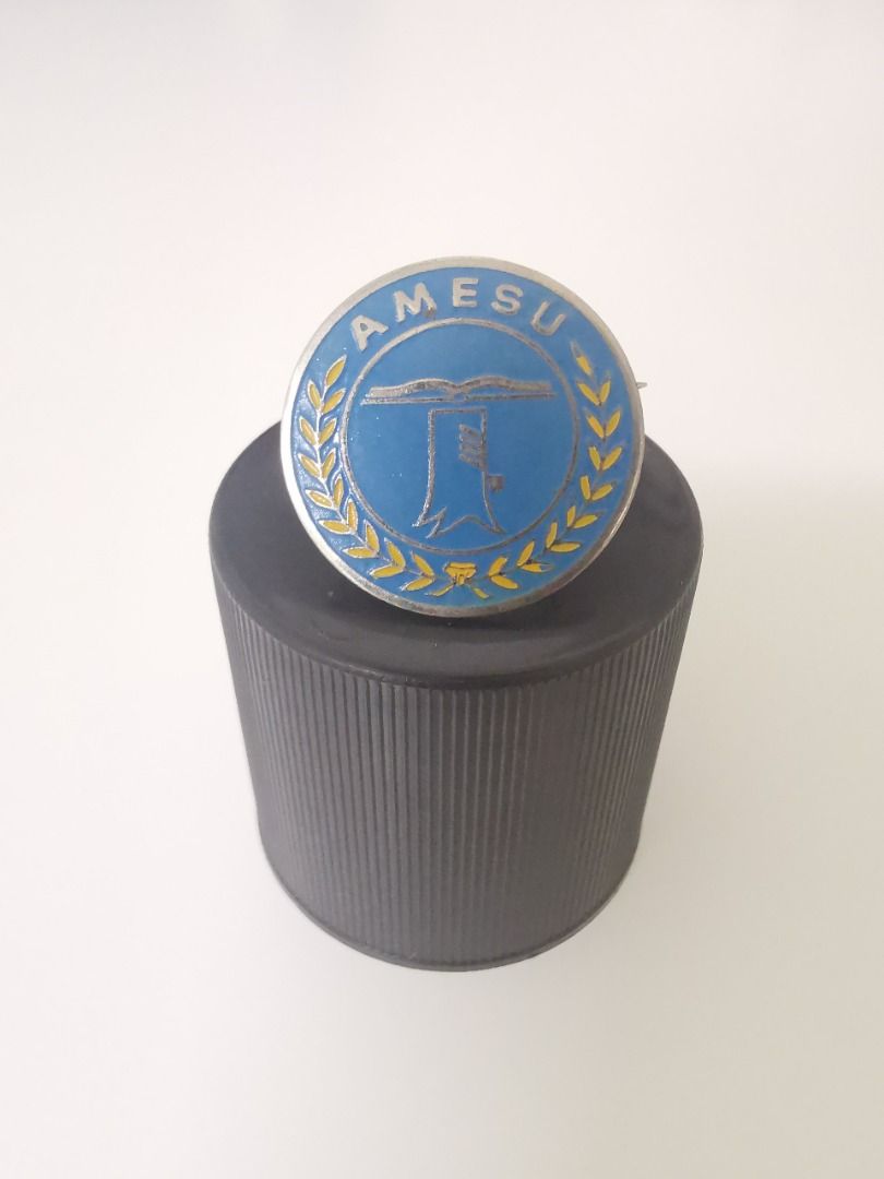 Vintage Badge - All Malayan Estates Staff Union (AMESU), Hobbies & Toys ...