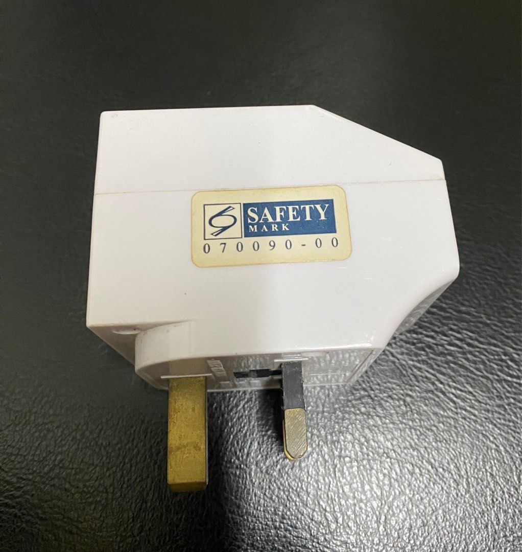 3 way multi plug adapter, TV & Home Appliances, Electrical, Adaptors ...