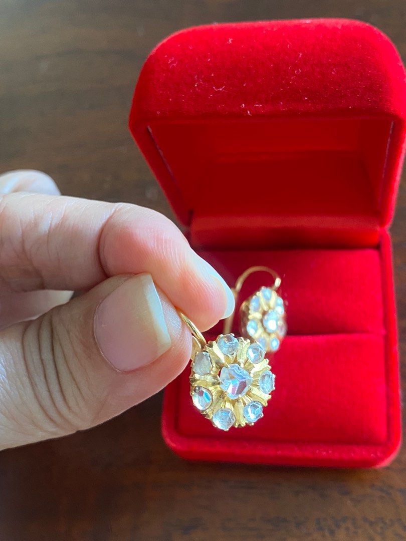 9K Gold Vintage Ear Rings, Women's Fashion, Jewelry & Organisers ...