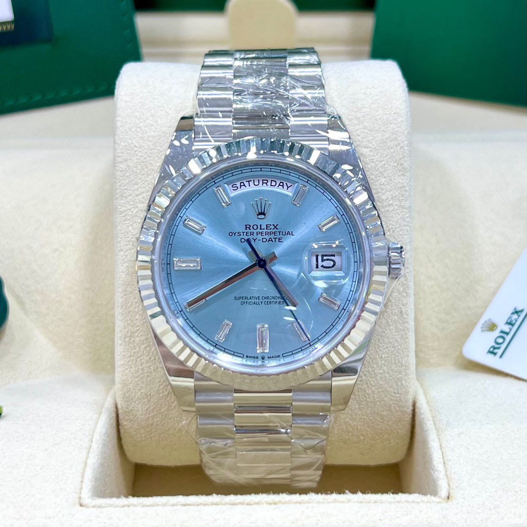 全新 2023年 Rolex Day-Date 228236A 新裝41mm鉑金冰藍, 名牌, 手錶 - Carousell