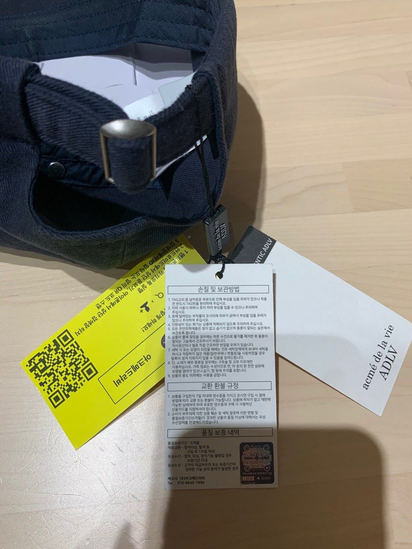 Adlv X Lisa Circle Wappen Ball Cap – Navy, 女裝, 手錶及配件, 帽 - Carousell