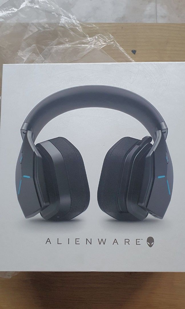 Alienware Wireless Gaming Headset AW988, Audio, Headphones & Headsets ...