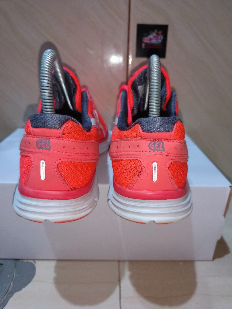 Asic gen 1, Fesyen Wanita, Sepatu di Carousell