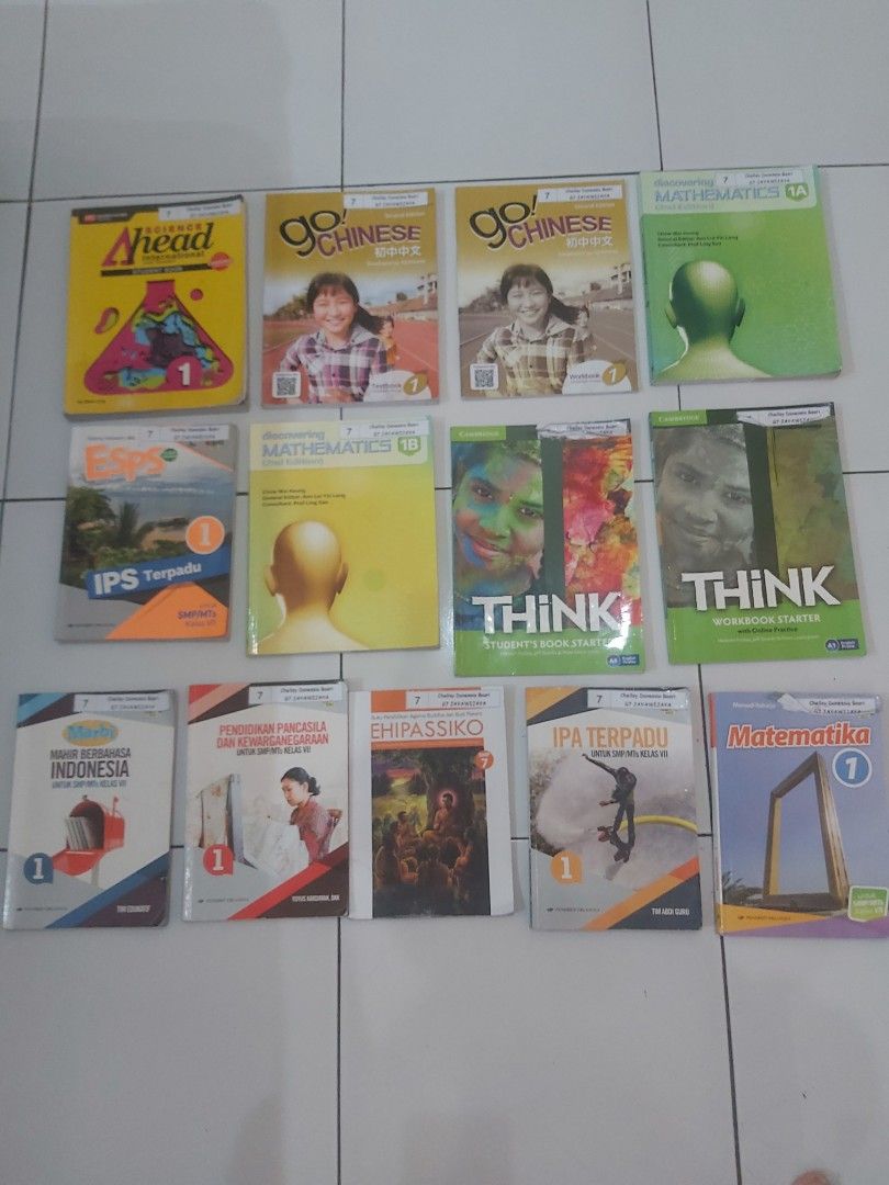 Buku Sekolah kelas 7 / SMP, Buku & Alat Tulis, Buku Pelajaran di Carousell