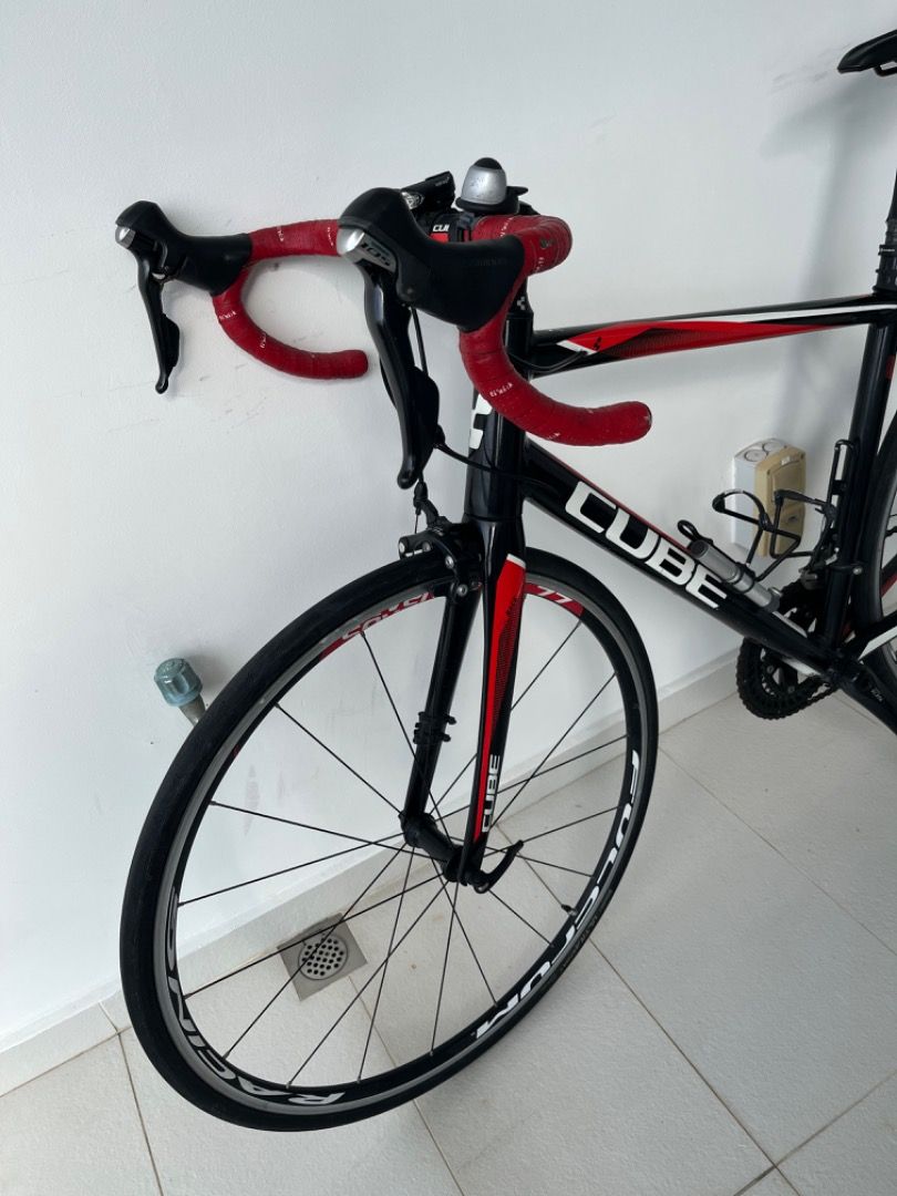 Cube Race Bike, Sports Equipment, Bicycles & Parts, Bicycles on Carousell