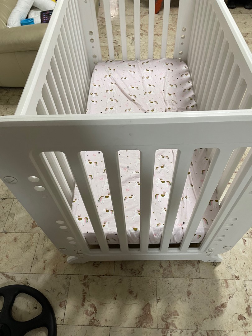 Cuddlebug 2in1 Crib, Babies & Kids, Baby Nursery & Kids Furniture, Cots ...