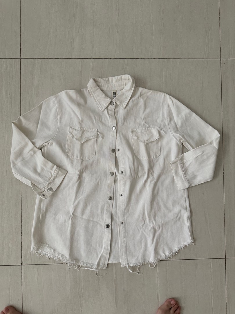 denim white outer kemeja putih jeans, Fesyen Wanita, Pakaian Wanita ...