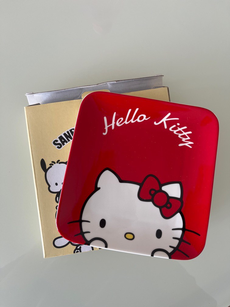 Hello Kitty Plate, Furniture & Home Living, Kitchenware & Tableware ...