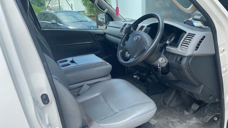 Hiace auto diesel for rent, Cars, Commercial Vehicles, Rentals on Carousell