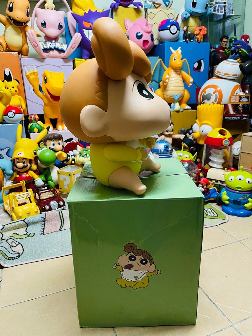 Himawari crayon shin-chan sister shin chan oversized, Hobbies & Toys ...