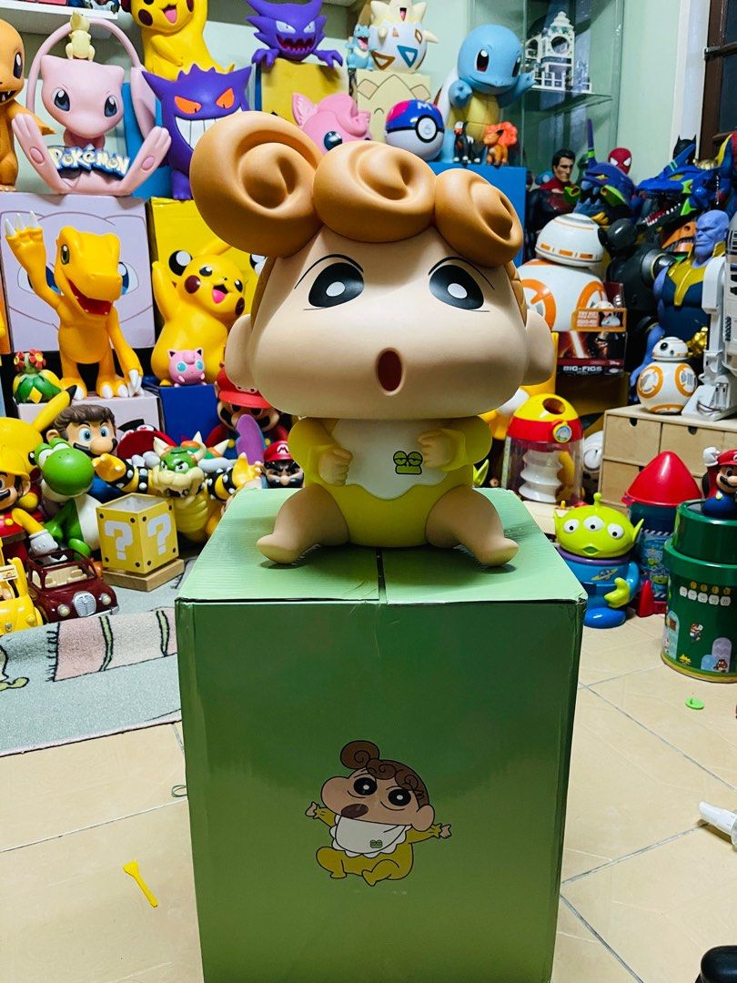 Himawari crayon shin-chan sister shin chan oversized, Hobbies & Toys ...