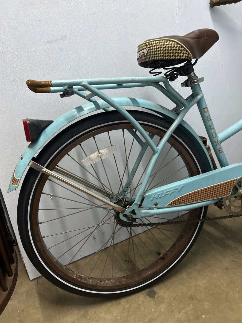 Huffy deluxe cruiser, Sports Equipment, Bicycles & Parts, Bicycles on ...