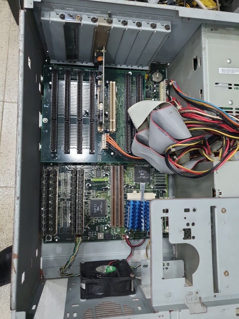 Ibm Pentium Mhz Desktop Computers Tech Desktops On Carousell