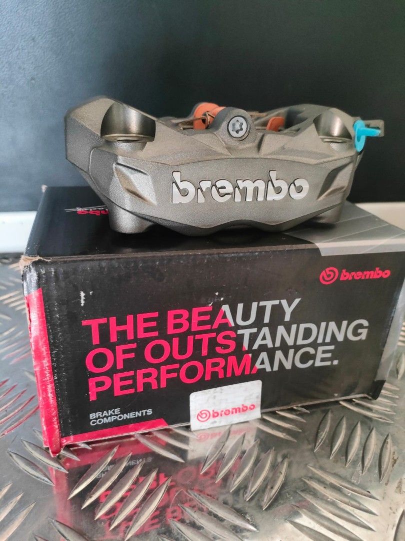 Kaliper Brembo Original M4 P32 100mm Posisi Kiri /Kanan, Aksesoris Mobil di Carousell