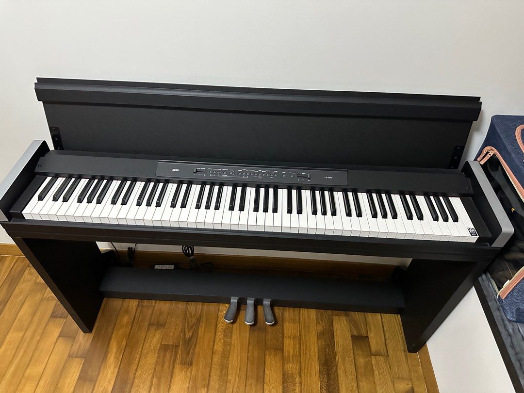 Korg Digital Piano LP-350, Hobbies & Toys, Music & Media, Musical ...