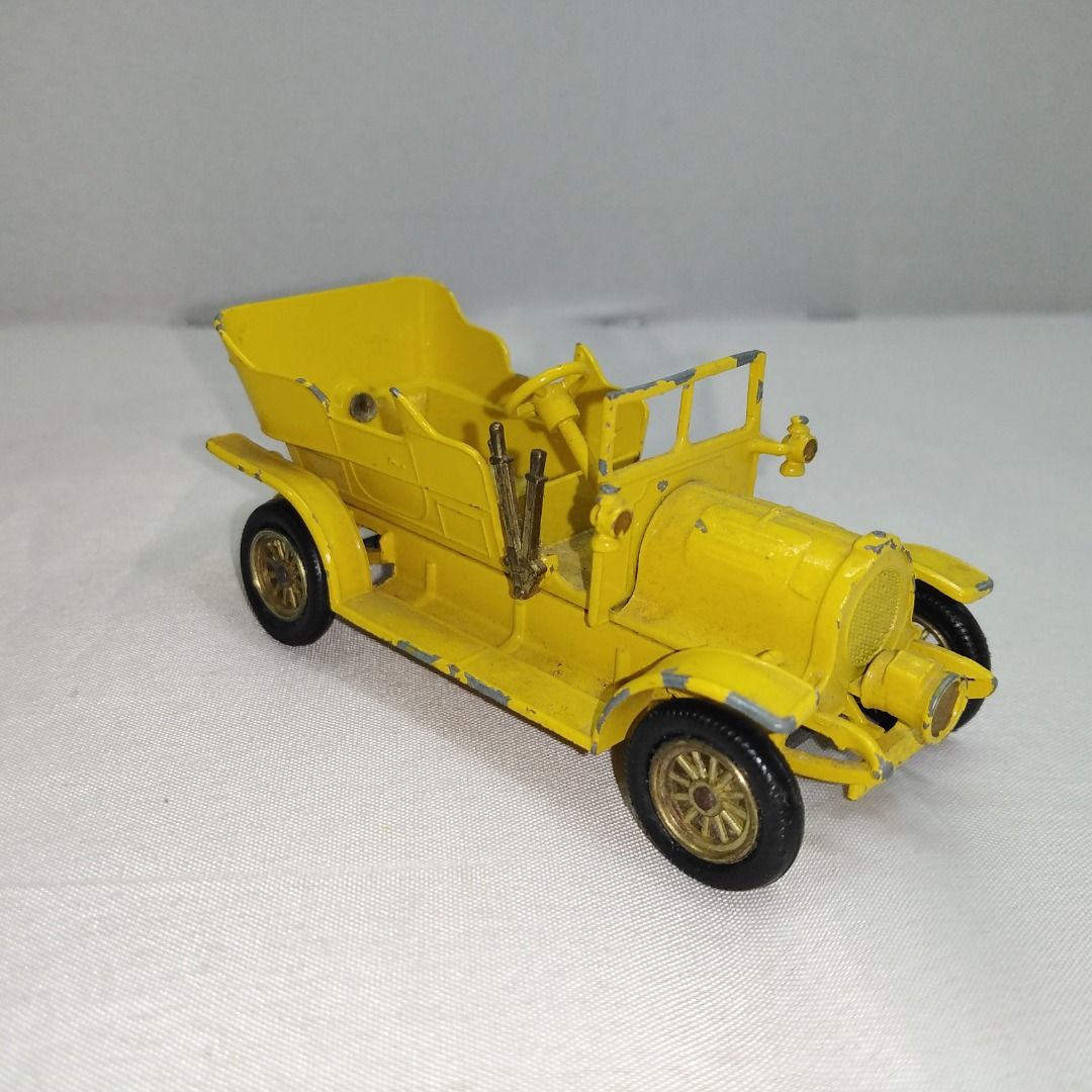 Lesney Matchbox diecast cars Made in England @ 395 each on Carousell