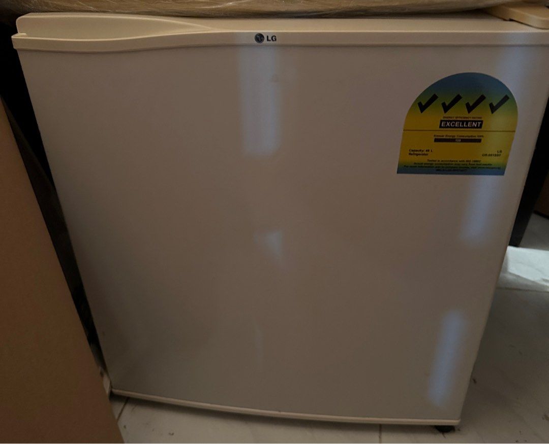 LG Mini Fridge 46L, TV & Home Appliances, Kitchen Appliances ...