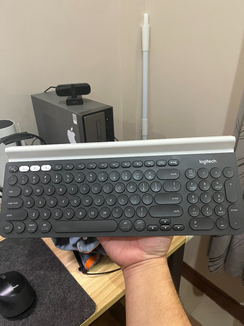 Logitech K780 Bluetooth Wireless Keyboard Computers And Tech Parts And Accessories Computer