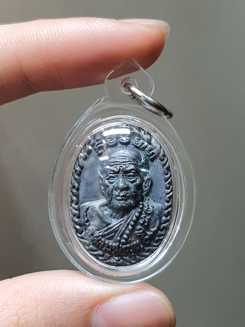 Lp Moon Thai Amulet, Hobbies & Toys, Memorabilia & Collectibles ...