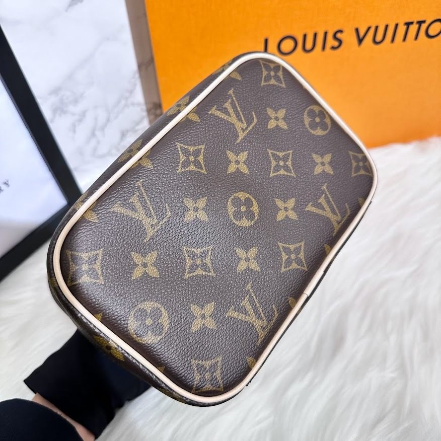 LV Nice Mini Toiletry Pouch, Luxury, Bags & Wallets on Carousell