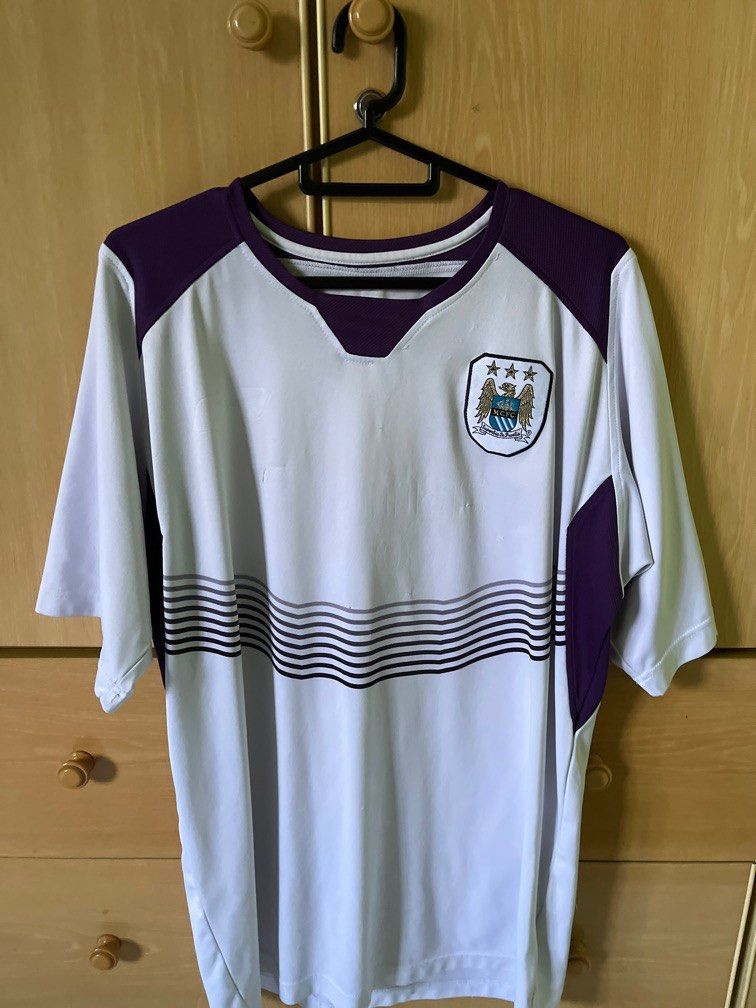 Manchester City 2005 Away Kit, Men's Fashion, Activewear on Carousell