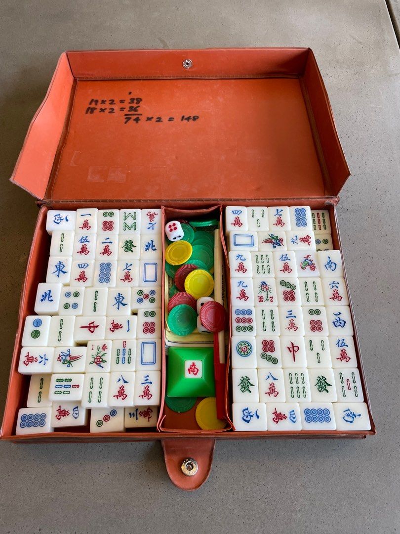 Mini Mahjong Set (Each tile 2 cm tall), Hobbies & Toys, Toys & Games on ...