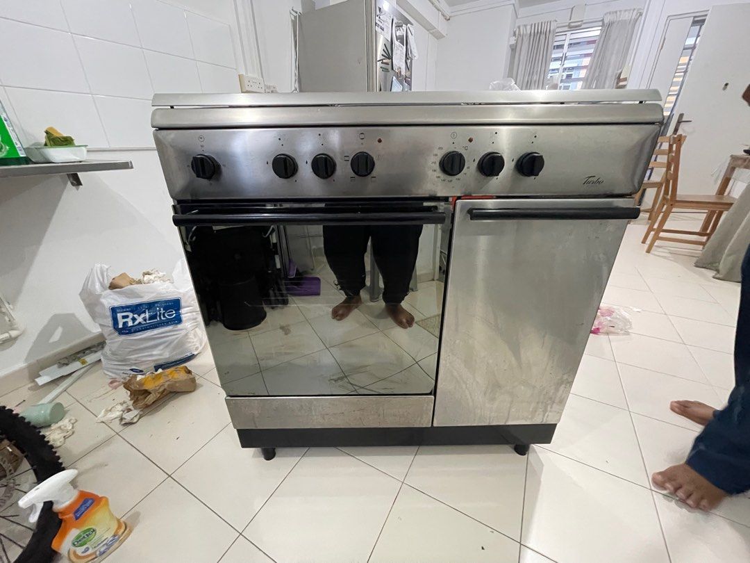 Moving Out Sale. TURBO ITALIA Standing Cooker and Oven, TV & Home ...