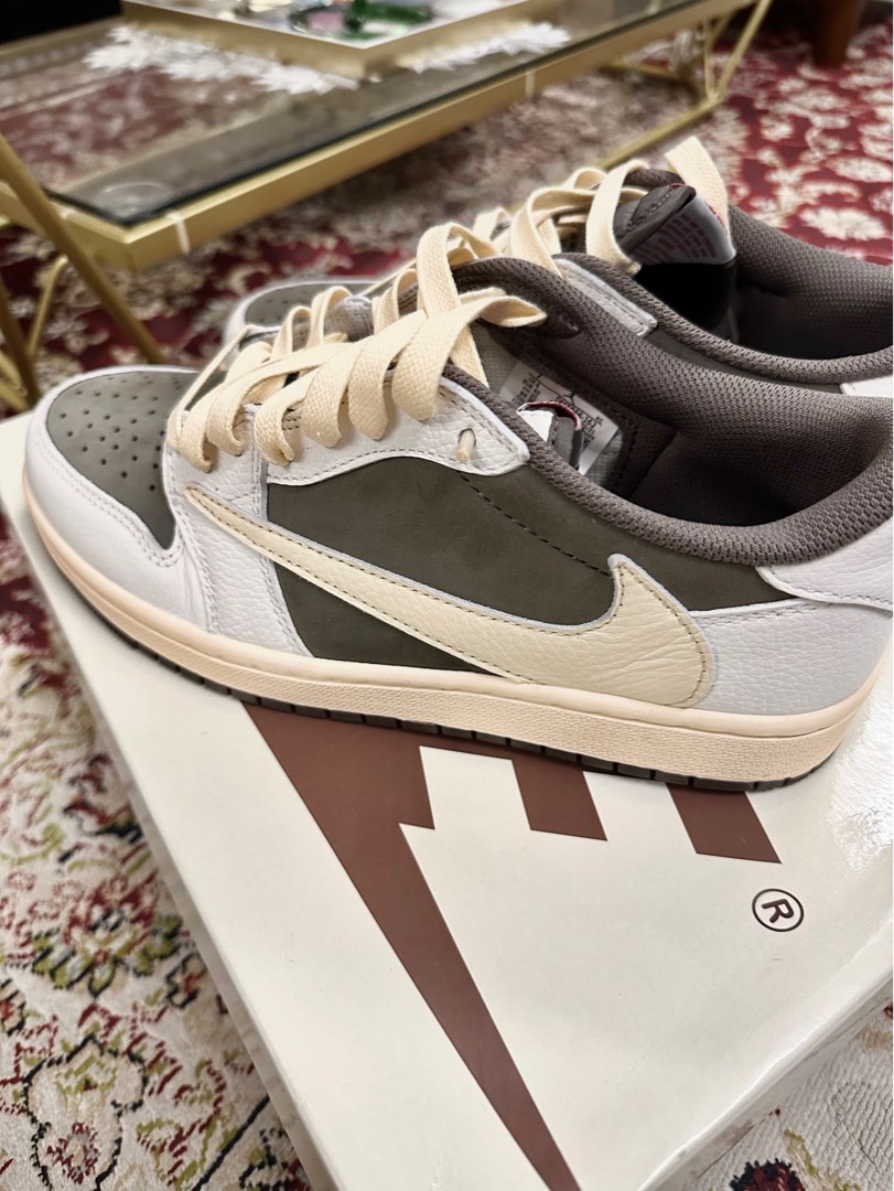 nike Travis Scott Reverse Mocha dunks, Men's Fashion, Footwear ...