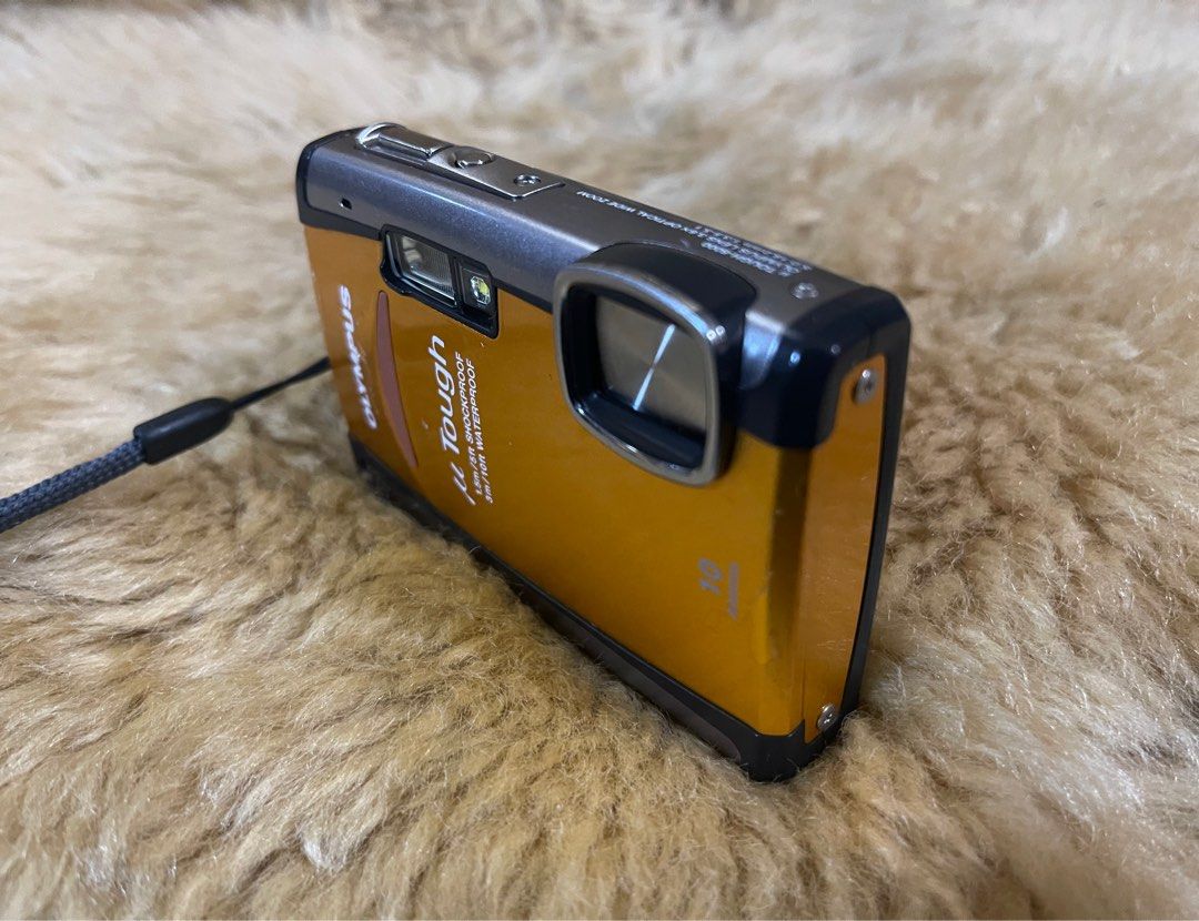 Olympus MJU Tough-6000 Digital Camera, Photography, Cameras on Carousell