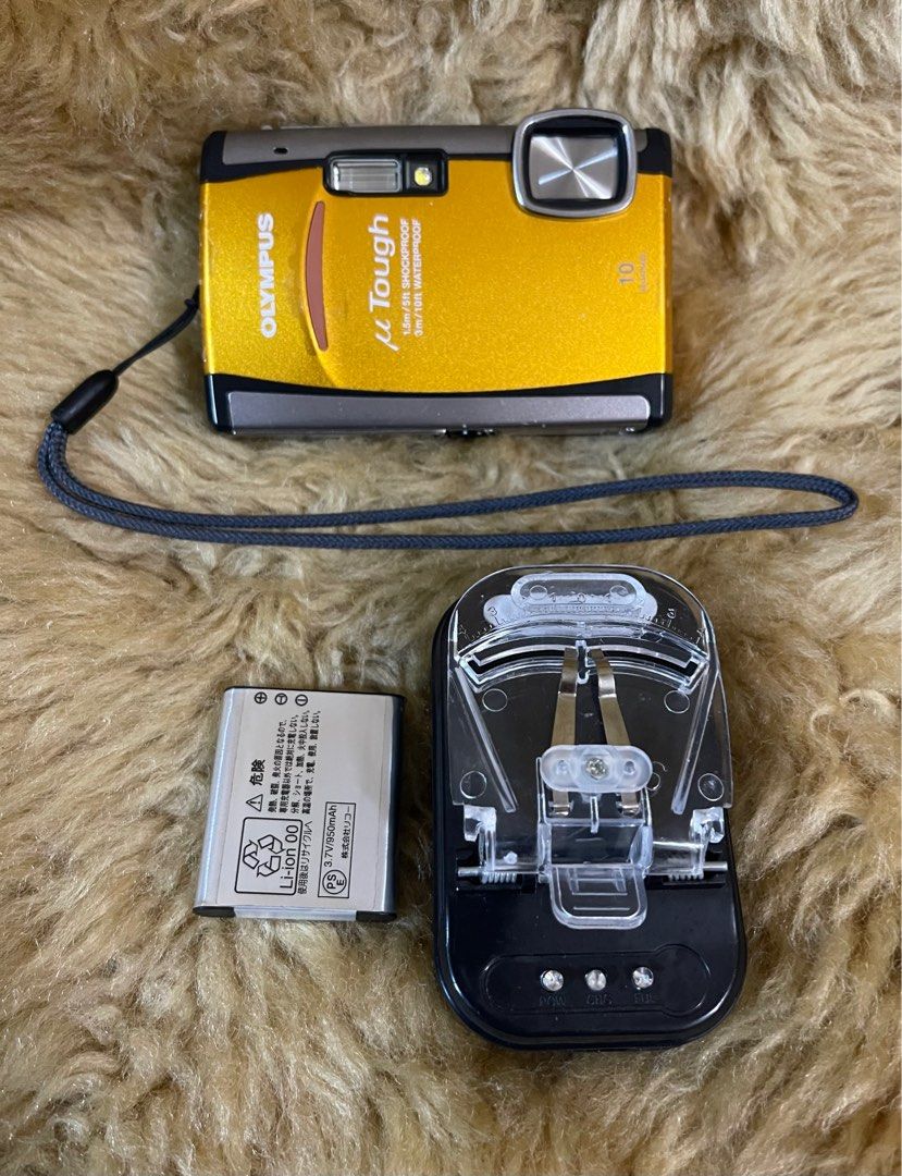 Olympus MJU Tough-6000 Digital Camera, Photography, Cameras on Carousell
