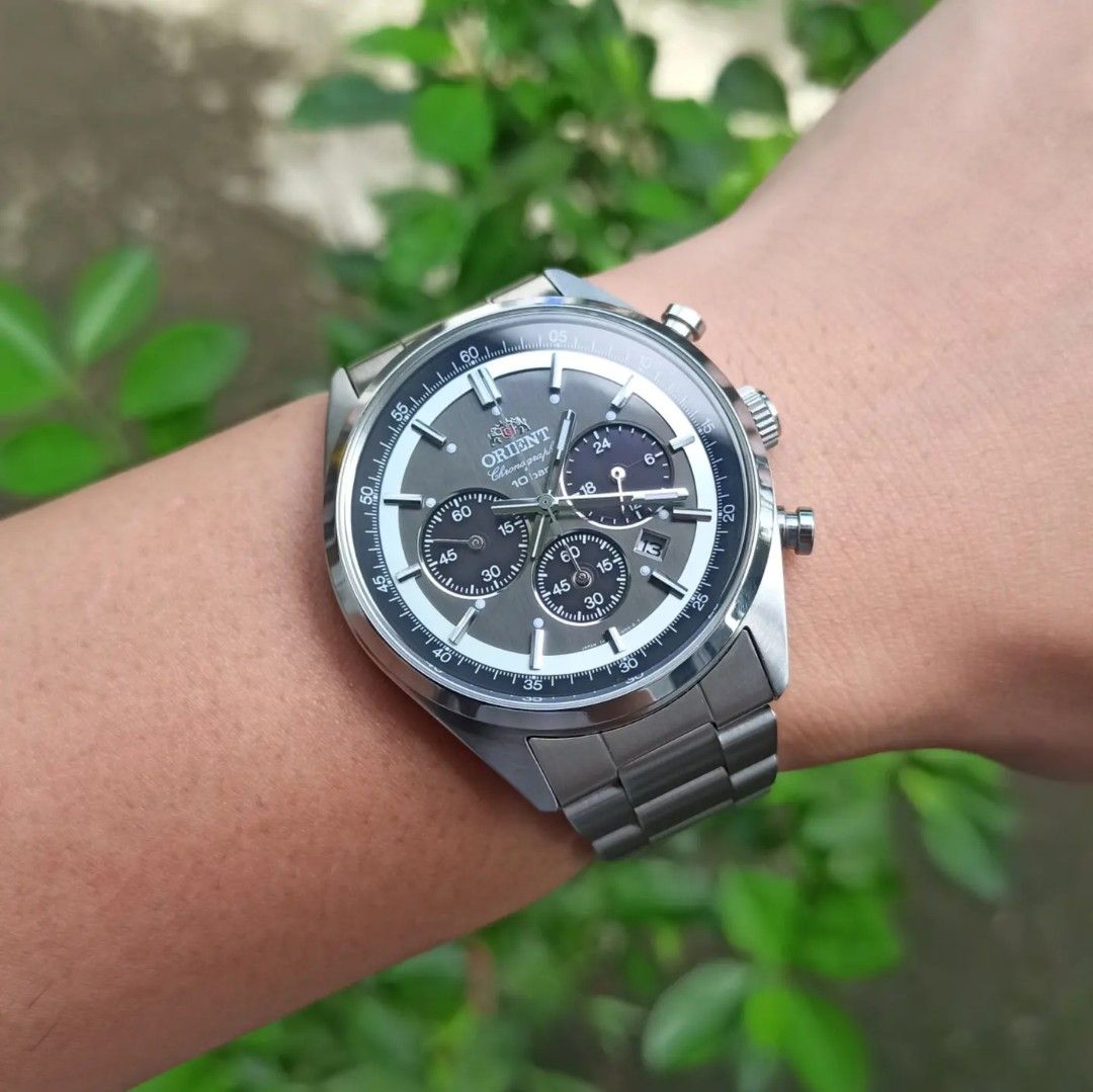 Orient - Panda Gray / Grey Neo 70s - Solar Chronograph, Men's Fashion ...