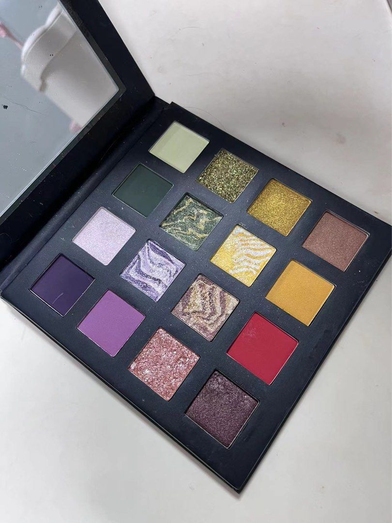 Perfect diary Eyeshadow Palette, Beauty & Personal Care, Face, Makeup ...